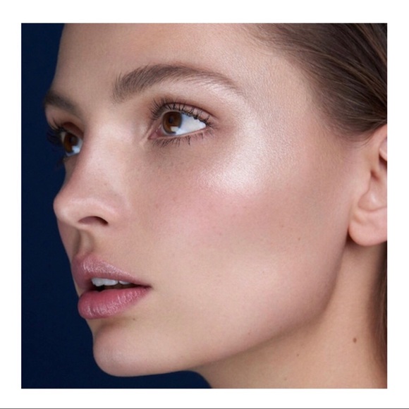 tarte | Makeup | Tarte Tarteist Pro Glow Liquid Highlighter | Poshmark